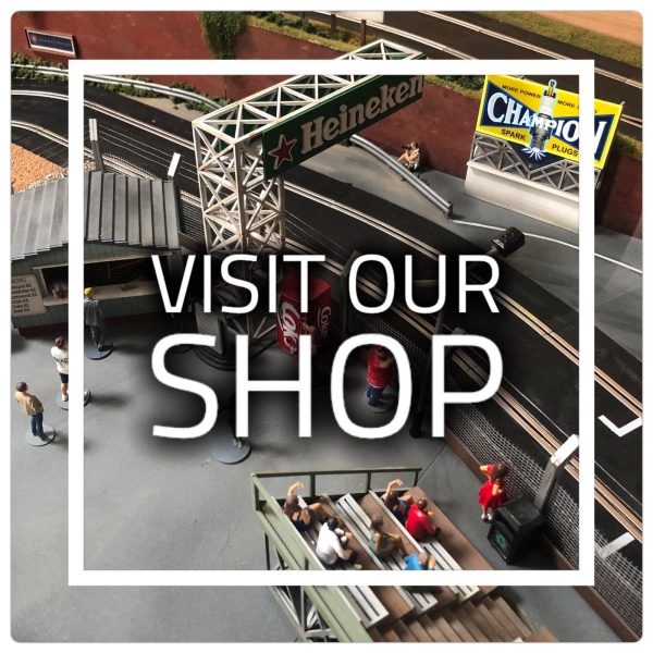 Magnetic Racing, Slot Car Buildings & Accessories