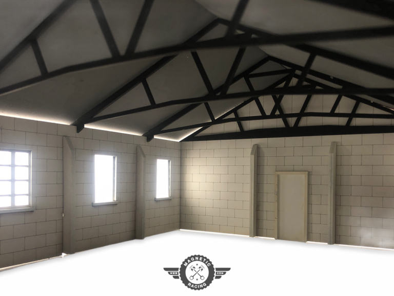 #039ss Goodwood Supershel Building (1:32 Scale)