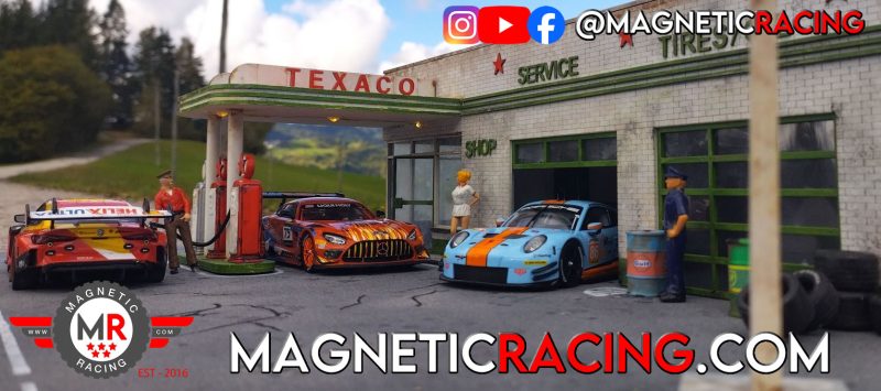 Magnetic Racing, Slot Car Buildings & Accessories